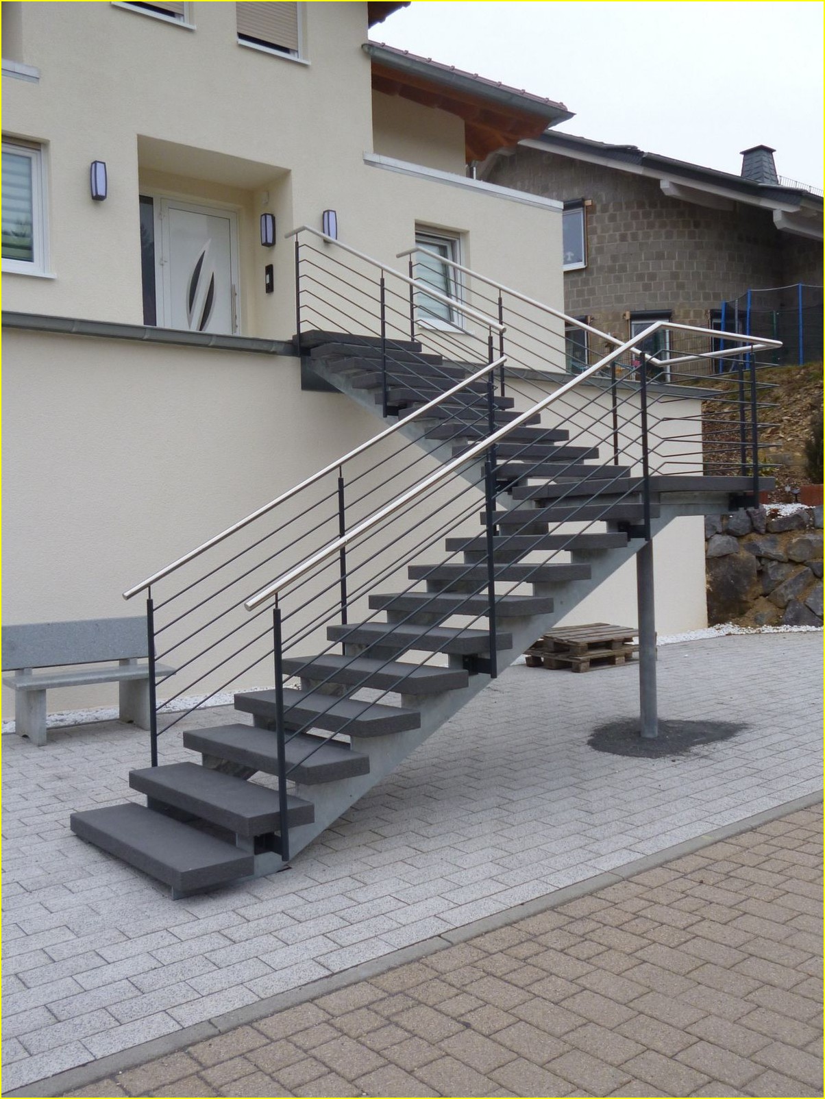 Elegantes Treppenstufen Metall Aussen Bilder