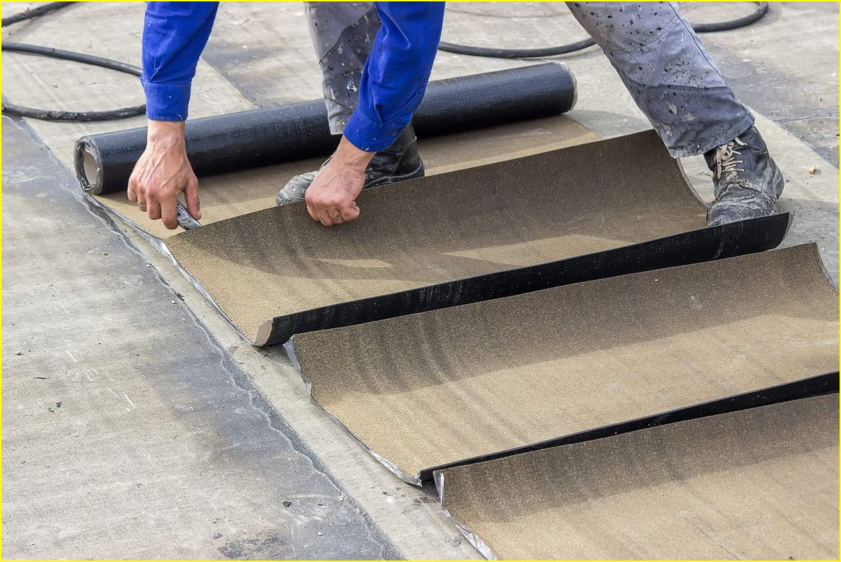 Bitumenbahn verlegen: Profi-Guide für dauerhafte Gebäudeabdichtung ...