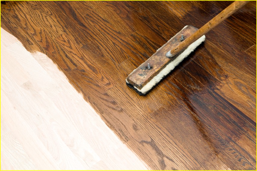 Holzboden Olen Per Hand